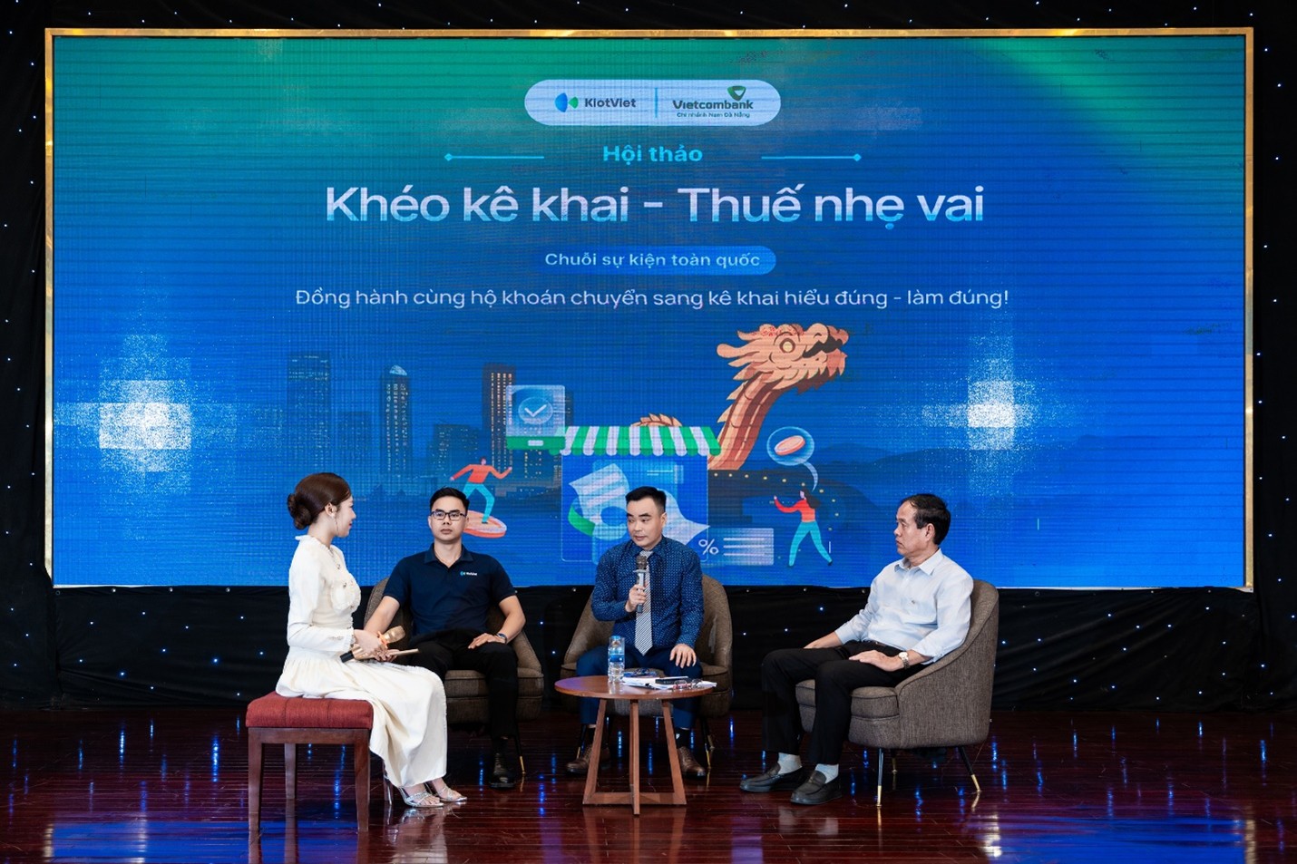Vietcombank Nam Đà Nẵng và Kiot Viet tổ chức hội thảo “Khéo kê khai ...